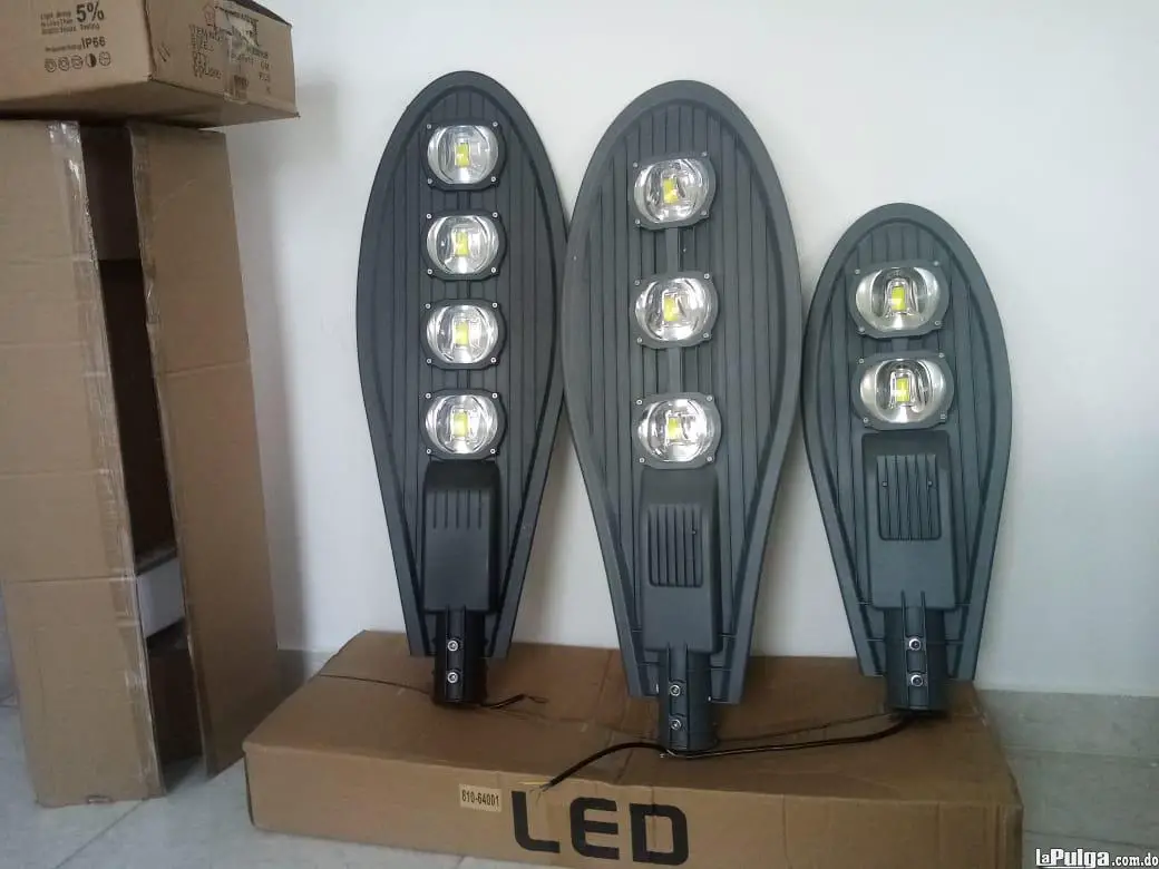 lampara led tipo cobra - lapulga.com.do | La Pulga Virtual lampara led tipo cobra - lapulga.com.do | La Pulga Virtual