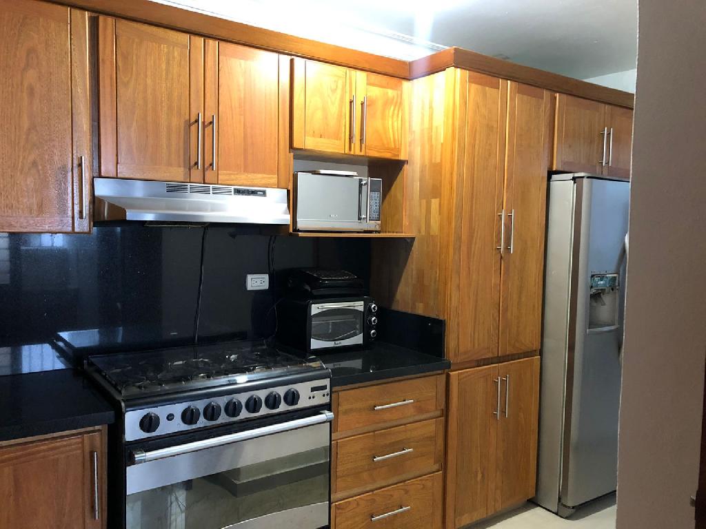 Alquilo fino y totalmente amueblado Clásico remodelado. | La Pulga Virtual